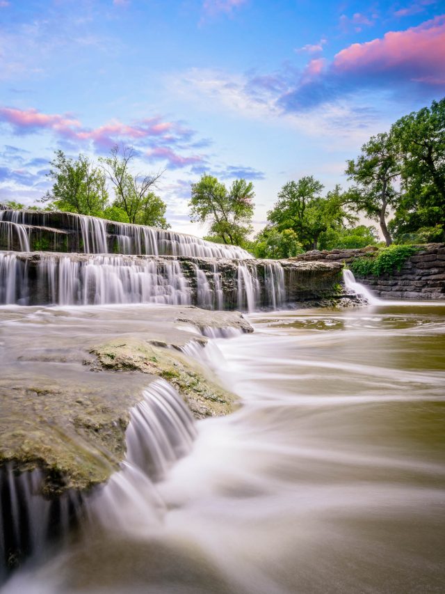 17 Amazing Waterfalls in Texas to visit this summer
