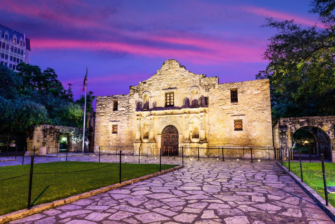 Texas Bucket List: 42 Epic Things see if you visit the Lone Star State