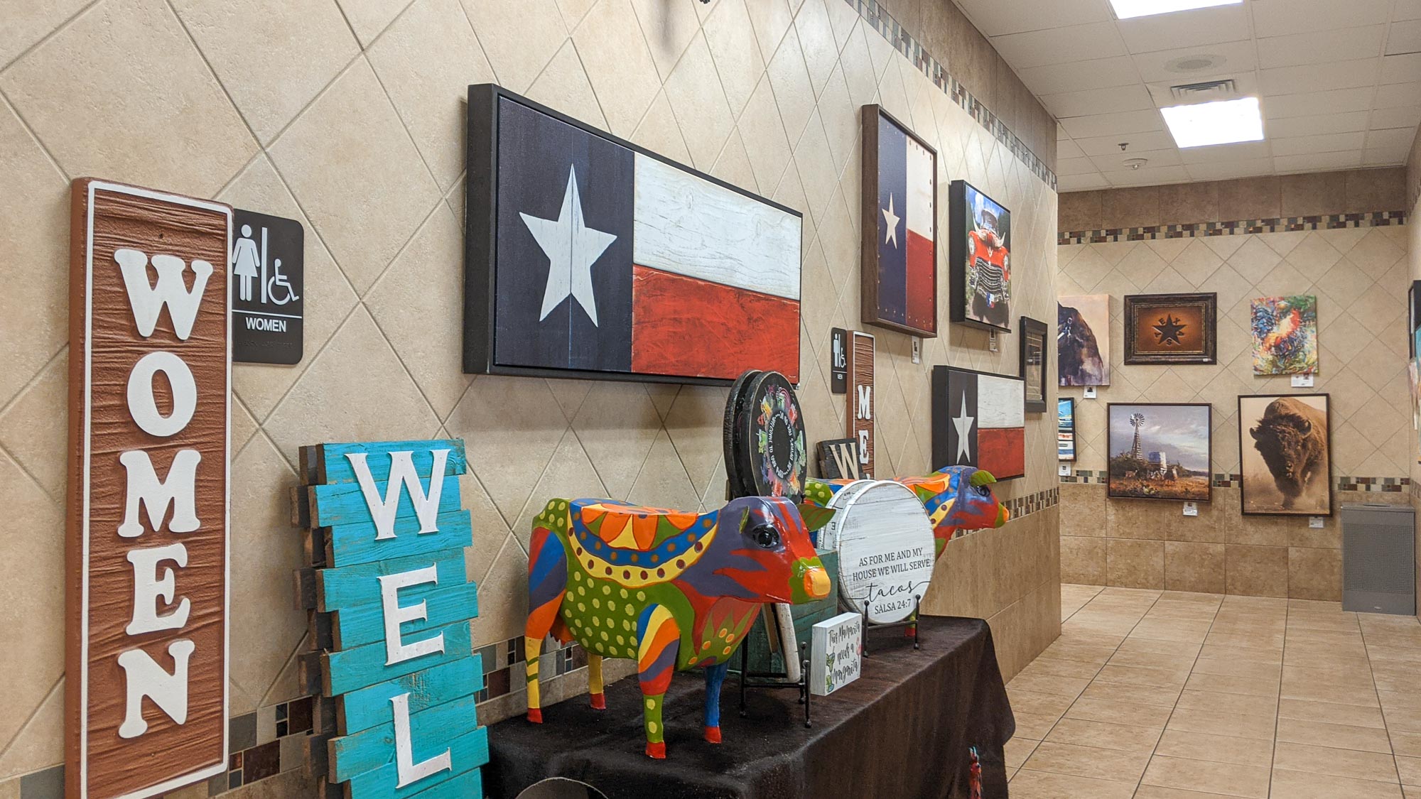 Ultimate Guide to Buc-ee's Food: 15+ Best Snacks!