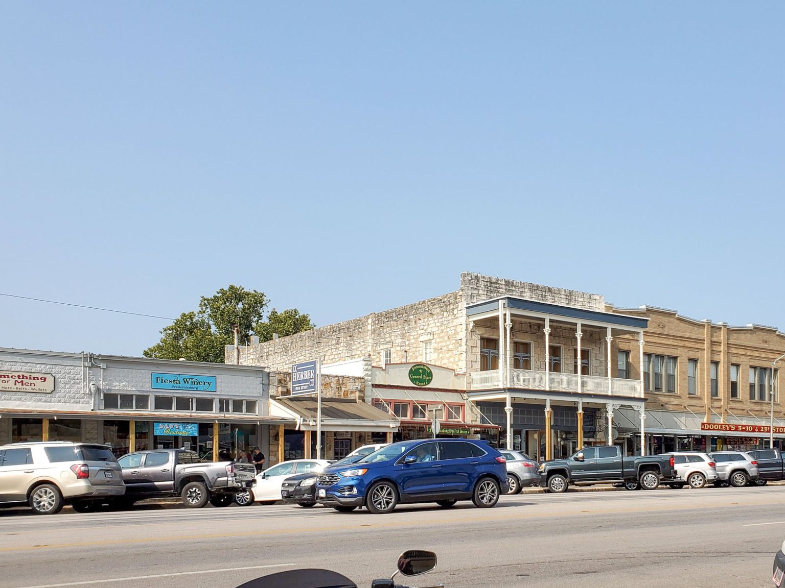 20 Best Wineries in Fredericksburg, Texas