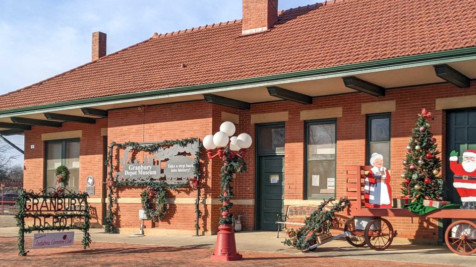 10 Best Things to do for Christmas in Granbury, Texas