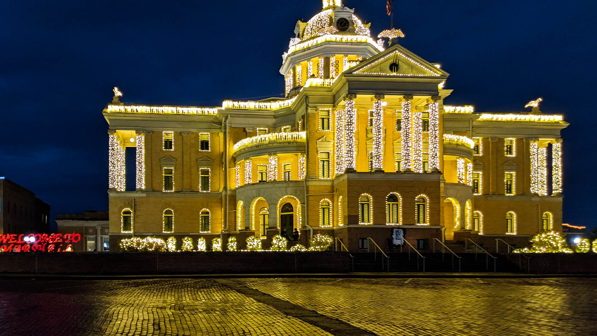 'Wonderland of Lights' Christmas Lights in Marshall, Texas