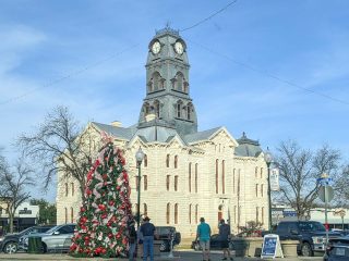 18 Must-See Holiday Attractions in Dallas for Christmas Cheer