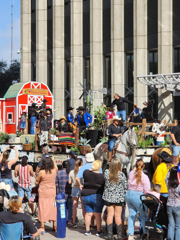 Houston Downtown Rodeo Parade - Unmissable Highlights!