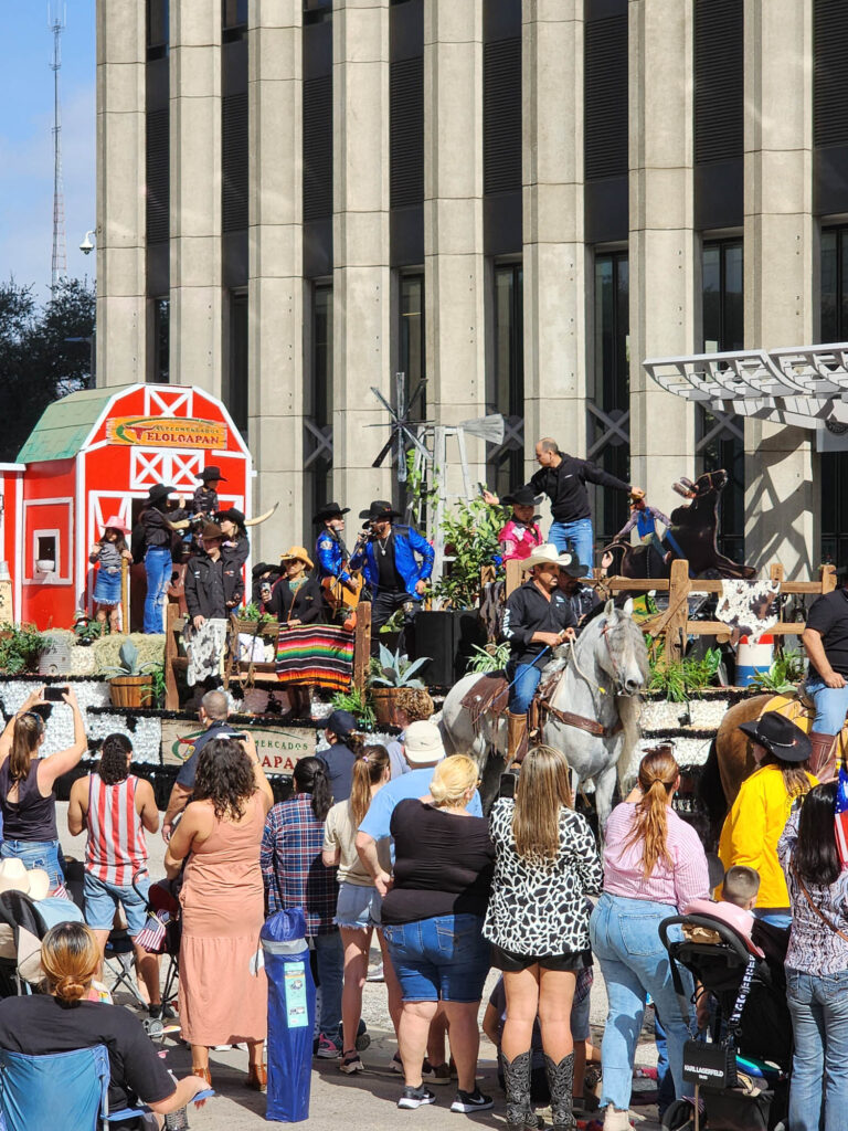 Houston Downtown Rodeo Parade - Unmissable Highlights!