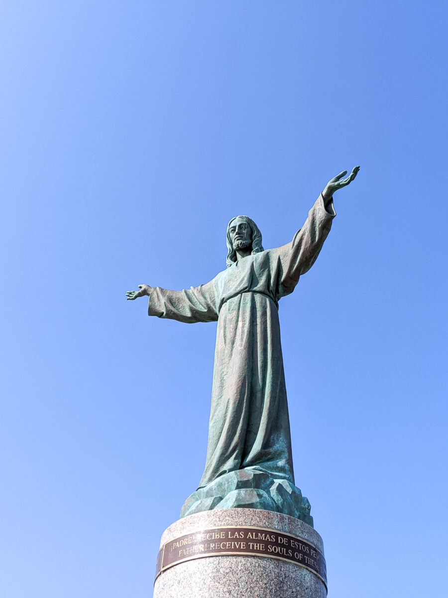 El Cristo de Los Pescadores - Jesus Christ of the Fishermen Statue