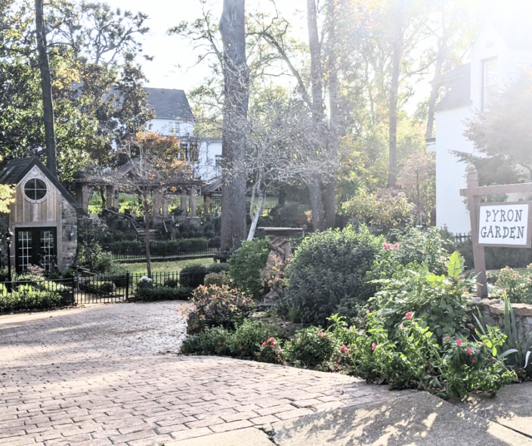 Discover Tyler, Texas: Roses, History, Festivals, and Arts Await